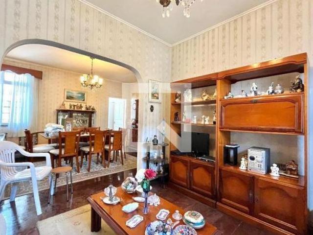 Casa à Venda Chácara Inglesa, 3 Quartos, 139 m2