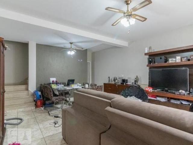 Casa à Venda Chácara Inglesa, 3 Quartos, 149 m2