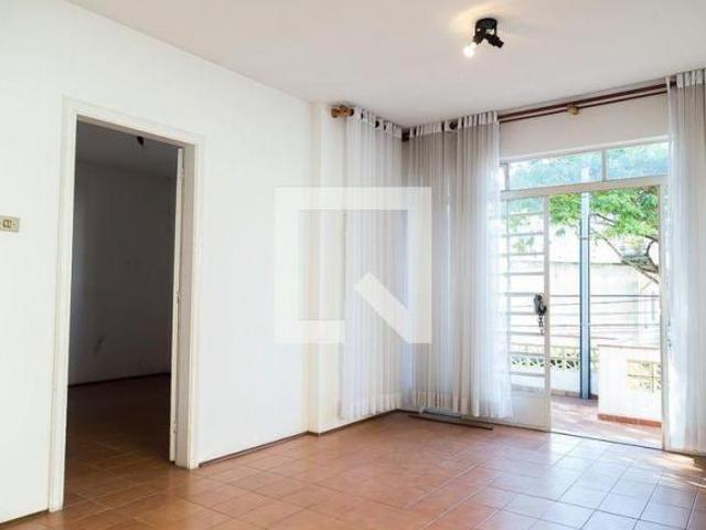 Casa à Venda Chácara Inglesa, 3 Quartos, 160 m² São Paulo