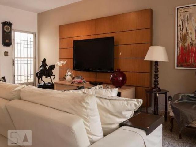 Casa à Venda Chácara Inglesa, 3 Quartos, 170 m2