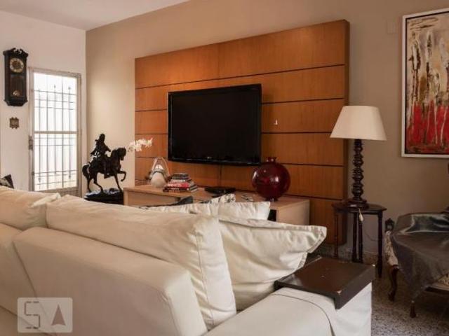Casa à Venda Chácara Inglesa, 3 Quartos, 170 m2