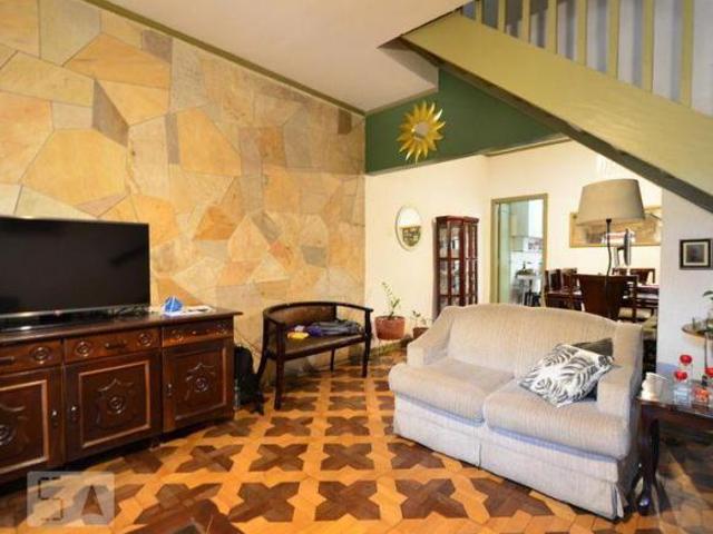 Casa à Venda Chácara Inglesa, 3 Quartos, 170 m2
