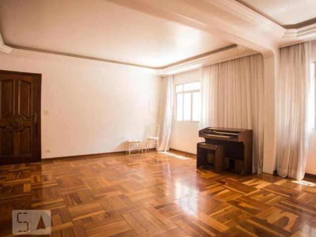 Casa à Venda Chácara Inglesa, 3 Quartos, 174 m² São Paulo
