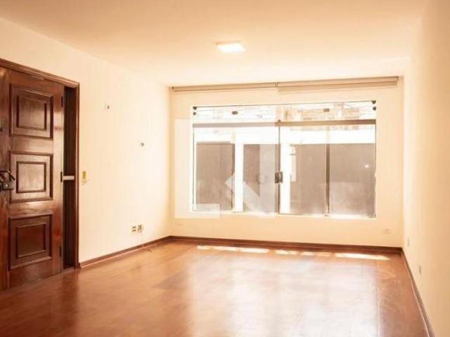 Casa à Venda Chácara Inglesa, 3 Quartos, 175 m² São Paulo