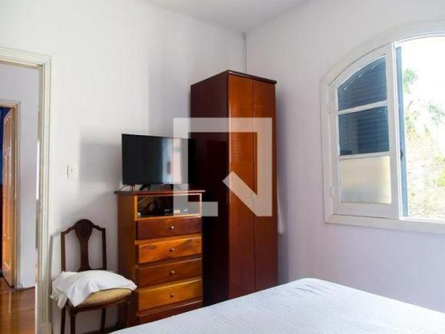Casa à Venda Chácara Inglesa, 3 Quartos, 181 m2