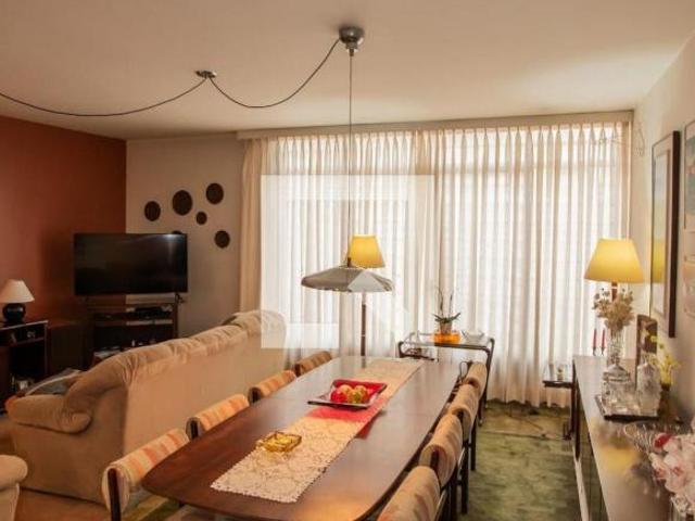 Casa à Venda Chácara Inglesa, 3 Quartos, 200 m2