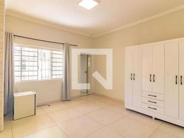 Casa à Venda Chácara Inglesa, 3 Quartos, 210 m2