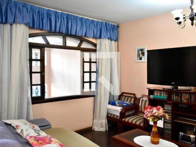 Casa à Venda Chácara Inglesa, 3 Quartos, 220 m² São Paulo