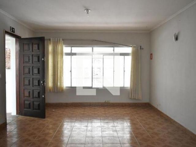 Casa à Venda Chácara Inglesa, 3 Quartos, 240 m² São Paulo