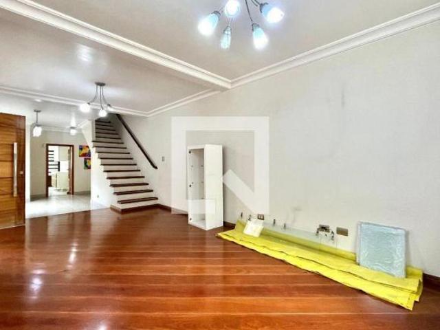 Casa à Venda Chácara Inglesa, 3 Quartos, 250 m2