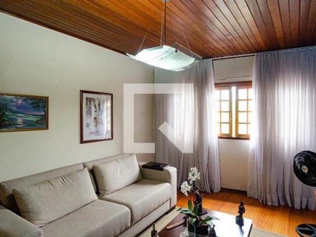 Casa à Venda Chácara Inglesa, 3 Quartos, 300 m2