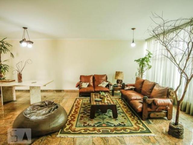 Casa à Venda Chácara Inglesa, 4 Quartos, 463 m² São Paulo