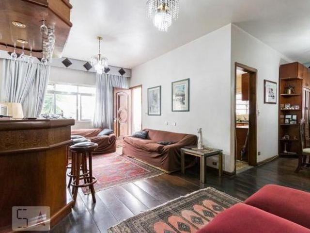 Casa à Venda Chácara Inglesa, 4 Quartos, 250 m2