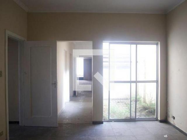 Casa à Venda Chácara Inglesa, 4 Quartos, 300 m² São Paulo