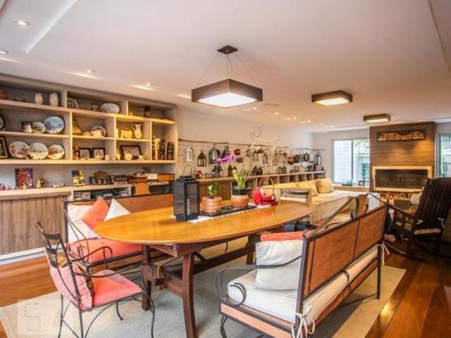 Casa à Venda Chácara Inglesa, 5 Quartos, 460 m2