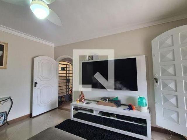 Casa à Venda Chácara Mafalda, 3 Quartos, 190 m² São Paulo