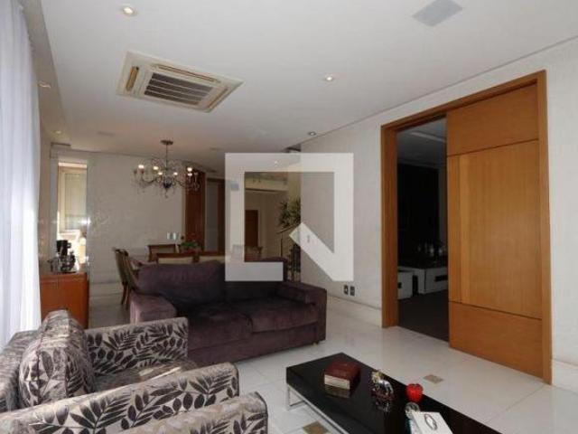 Casa à Venda Chácara Mafalda, 3 Quartos, 380 m² São Paulo