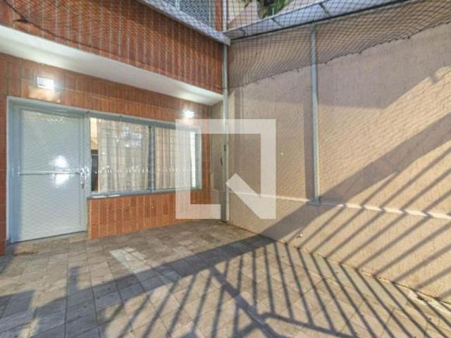 Casa à Venda Chácara Santo Antonio, 2 Quartos, 85 m2