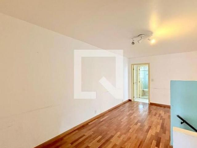 Casa à Venda Chácara Santo Antonio, 2 Quartos, 85 m2