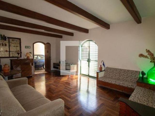 Casa à Venda Chácara Santo Antonio, 2 Quartos, 220 m2