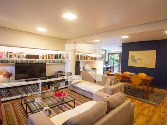 Casa à Venda Chácara Santo Antonio, 3 Quartos, 140 m2