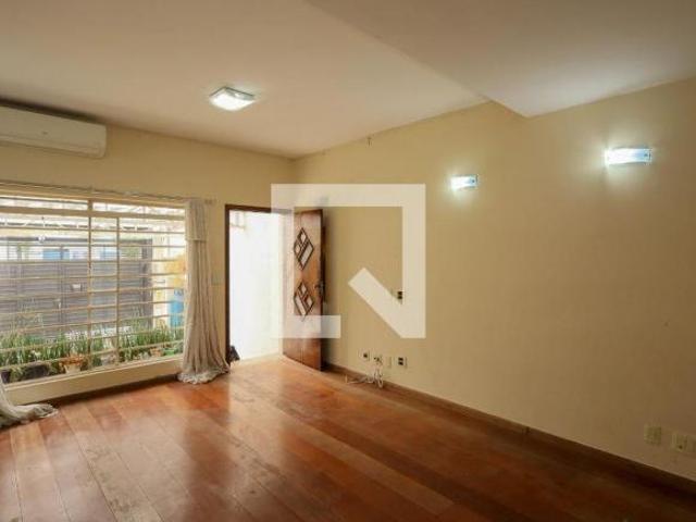 Casa à Venda Chácara Santo Antonio, 3 Quartos, 150 m2