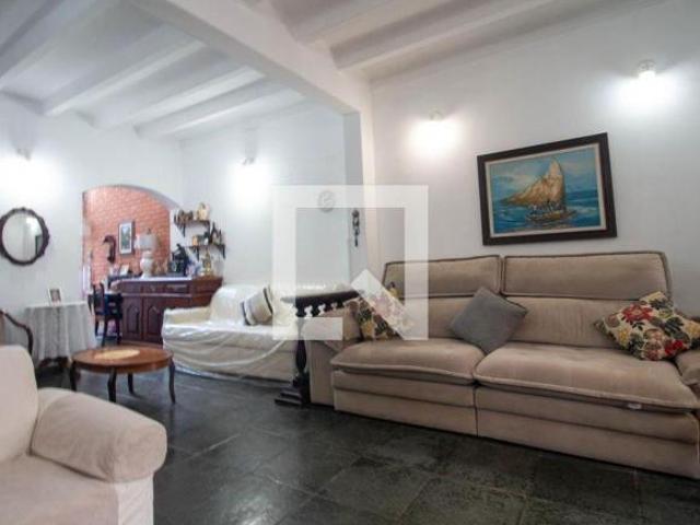 Casa à Venda Chácara Santo Antonio, 3 Quartos, 150 m2