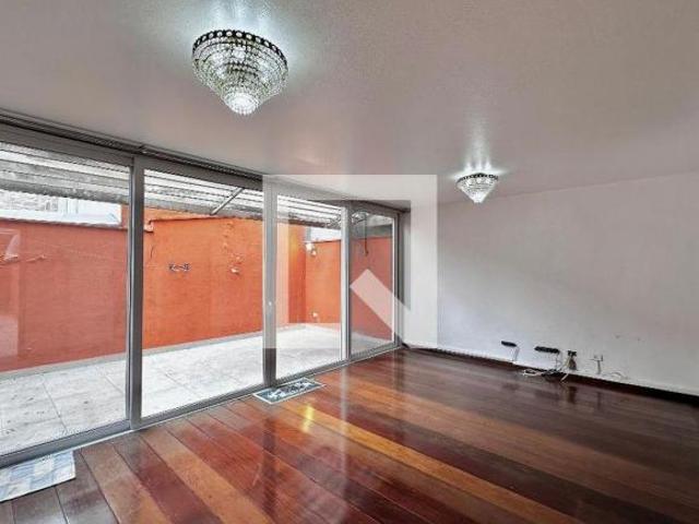 Casa à Venda Chácara Santo Antonio, 3 Quartos, 155 m2