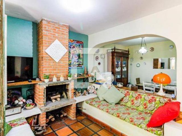 Casa à Venda Chácara Santo Antonio, 3 Quartos, 205 m2