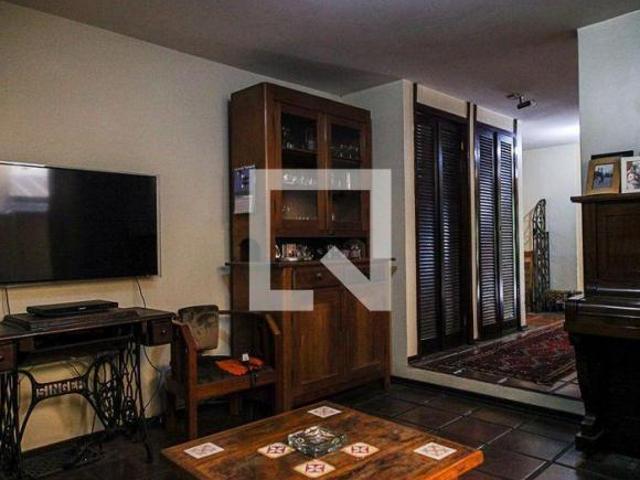 Casa à Venda Chácara Santo Antonio, 3 Quartos, 230 m² São Paulo