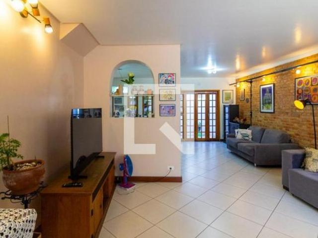 Casa à Venda Chácara Santo Antonio, 4 Quartos, 160 m2