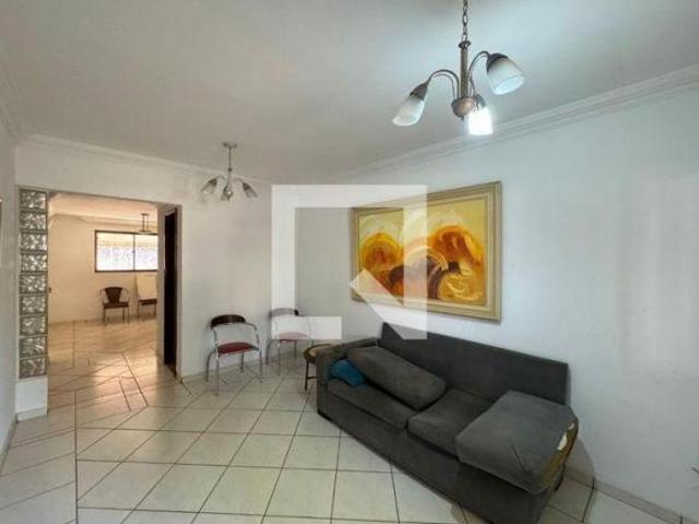 Casa à Venda Chácaras Alto da Glória, 3 Quartos, 160 m² Goiânia
