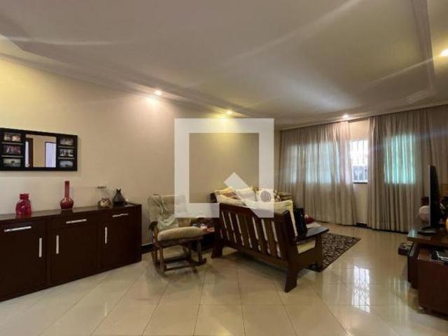 Casa à Venda City América, 4 Quartos, 199 m2