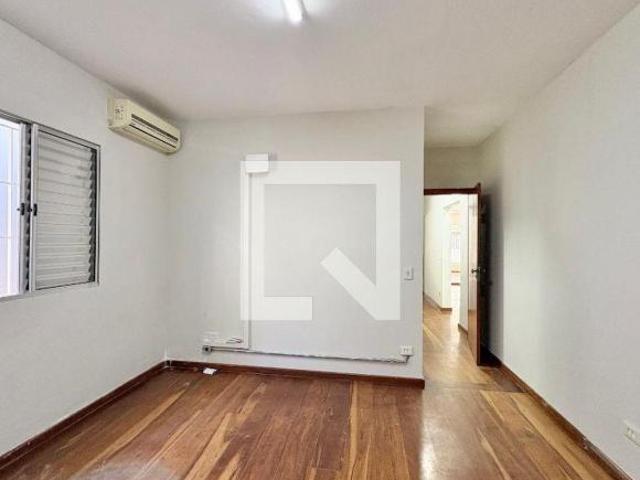 Casa à Venda City América, 4 Quartos, 230 m2