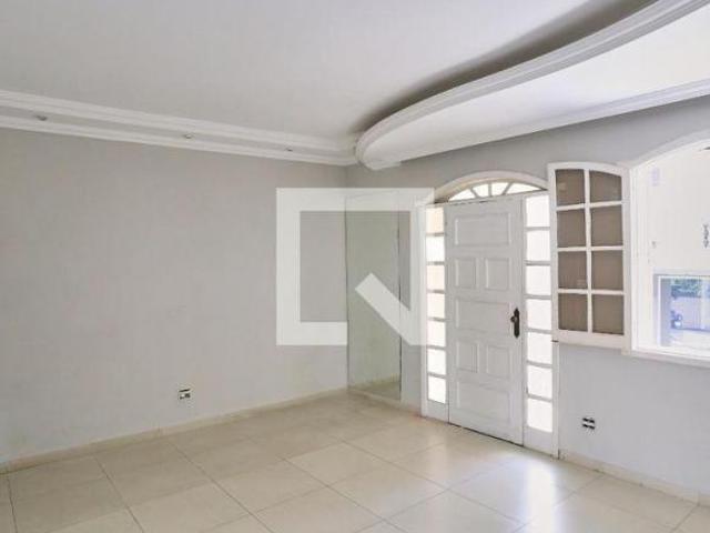Casa à Venda Cidade Nova, 4 Quartos, 360 m² Belo Horizonte