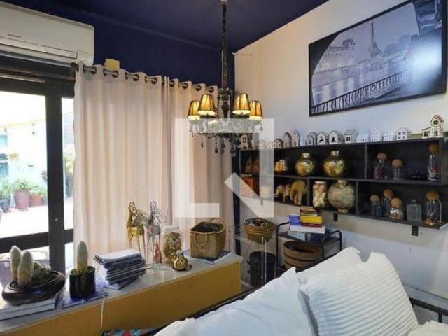Casa à Venda Cidade Baixa, 7 Quartos, 280 m² Porto Alegre