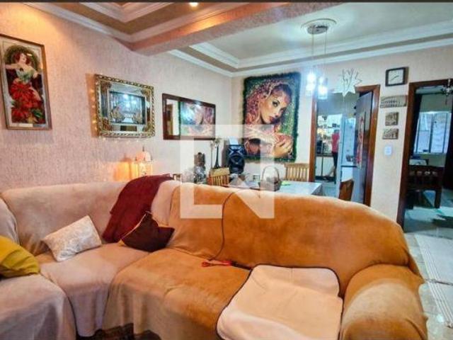 Casa à Venda Cidade Dutra, 4 Quartos, 240 m² São Paulo