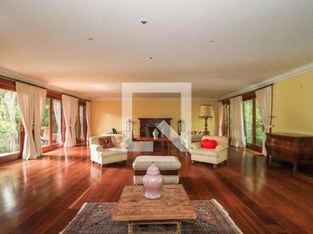 Casa à Venda Cidade Jardim, 4 Quartos, 1200 m2