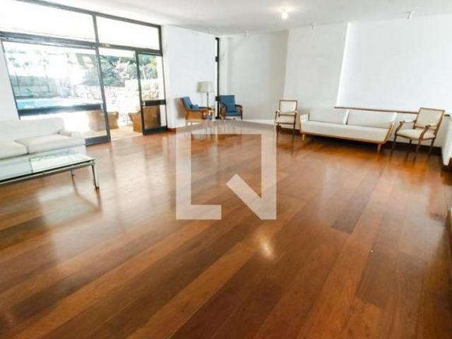Casa à Venda Cidade Jardim, 6 Quartos, 1157 m² São Paulo