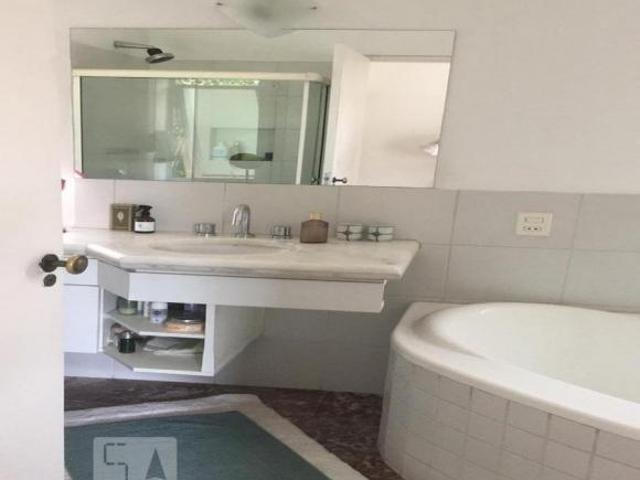 Casa à Venda Cidade Jardim, 2 Quartos, 460 m2