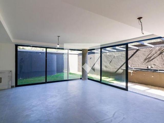 Casa à Venda Cidade Jardim, 3 Quartos, 209 m2