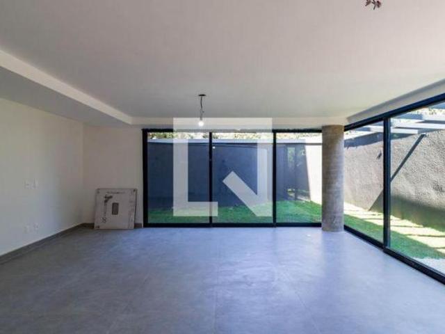 Casa à Venda Cidade Jardim, 3 Quartos, 209 m2