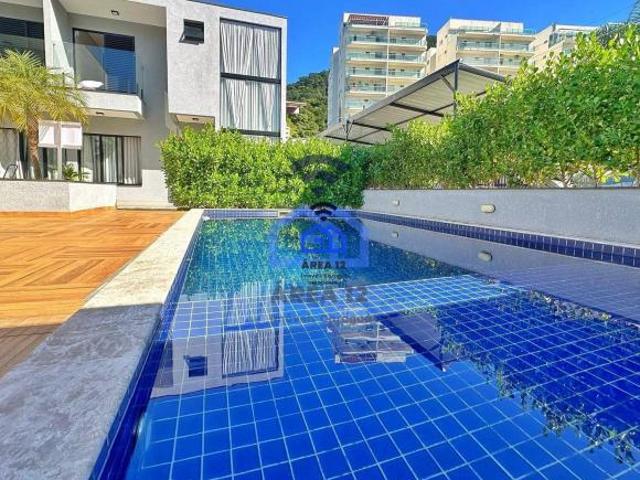 Casa à venda, Cidade Jardim em Caraguatatuba, SP