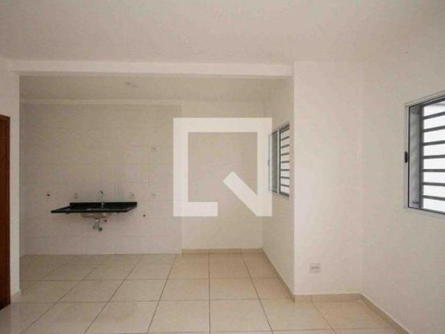 Casa à Venda Cidade Lider, 2 Quartos, 68 m² São Paulo