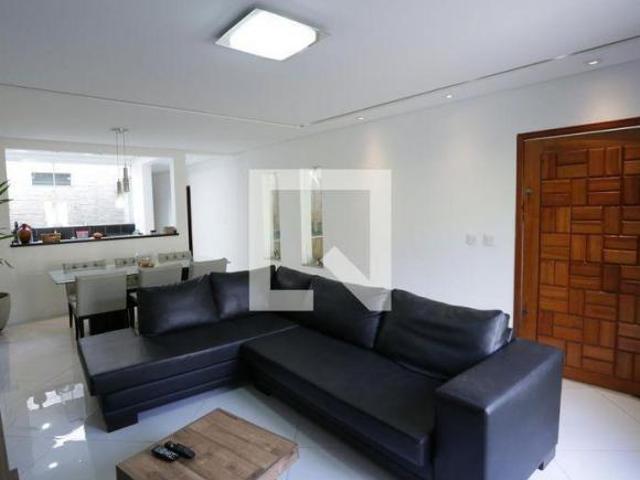Casa à Venda Cidade Patriarca, 3 Quartos, 200 m2