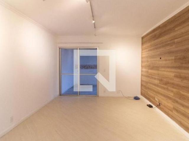 Casa à Venda Cidade São Francisco, 3 Quartos, 142 m² São Paulo