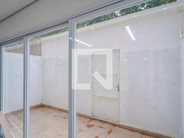Casa à Venda Cidade São Francisco, 3 Quartos, 157 m2
