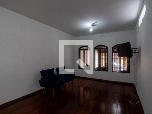 Casa à Venda Cidade São Francisco, 3 Quartos, 169 m² São Paulo