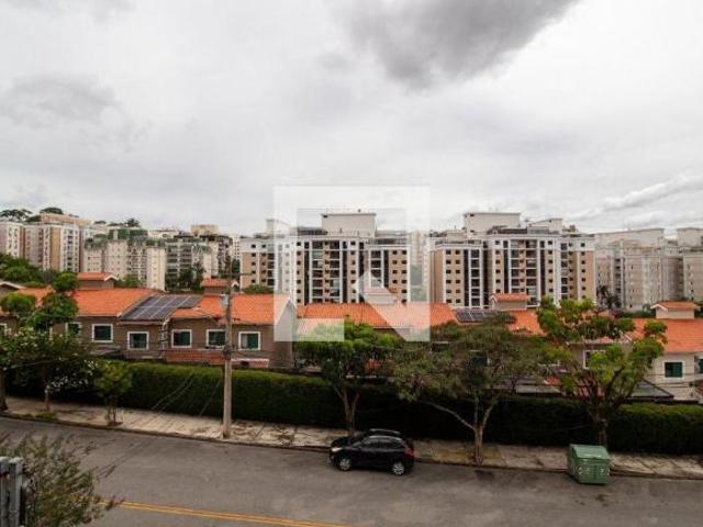 Casa à Venda Cidade São Francisco, 3 Quartos, 175 m2