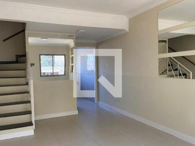 Casa à Venda Cidade São Francisco, 2 Quartos, 144 m2